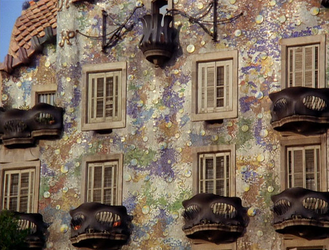 Minutes Antonio Gaudi